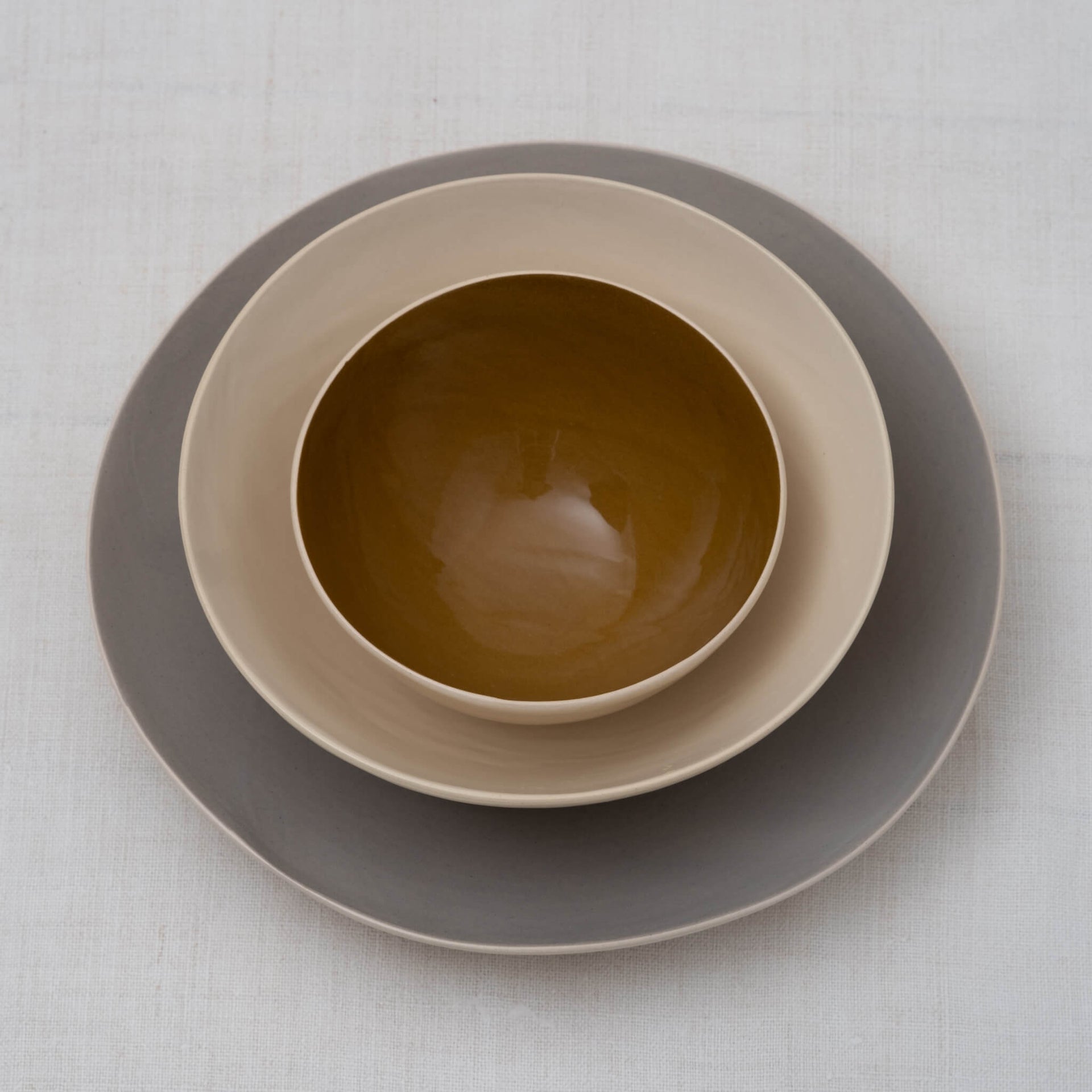 Brickett Davda – Beautifully Simple Handmade Tableware – Objects & Finds